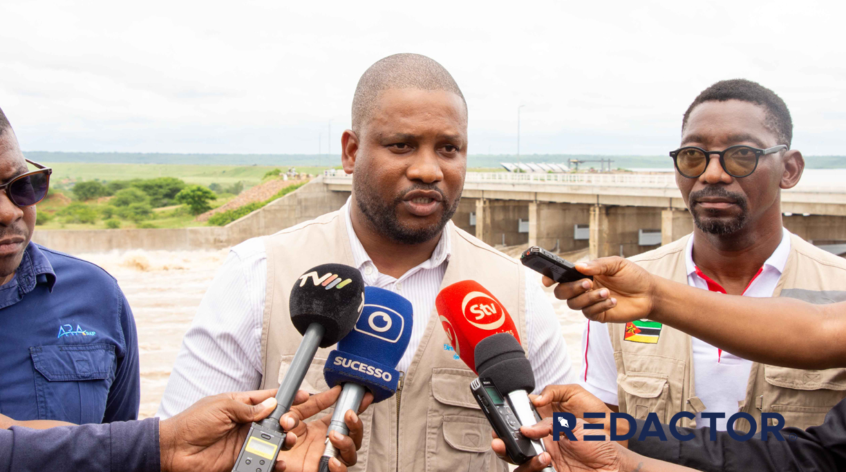 Ministro das Obras Públicas avalia situação hidrológica na Barragem de ...